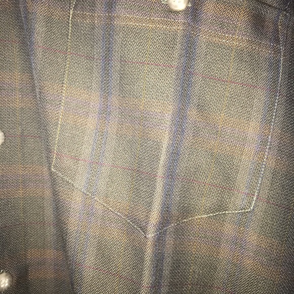 nine twenty east | Shirts | Nine Twenty East Brown Plaid Shirt Large ...